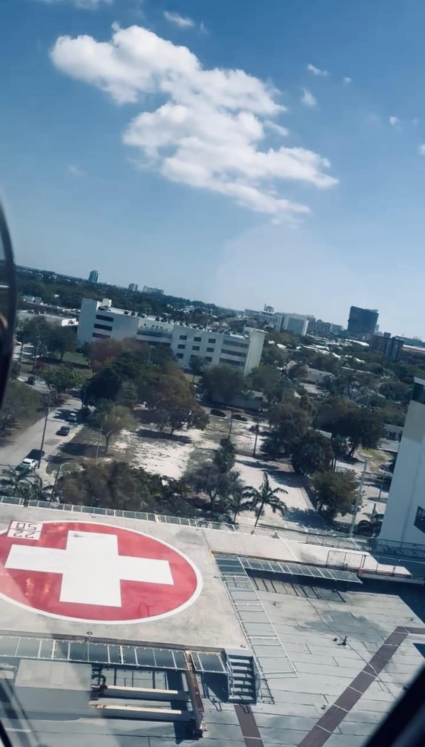 EMERGENCY SCENE CALL FOR HELP AT SCOTLAND CAY BAHAMAS – Tropic Air Rescue